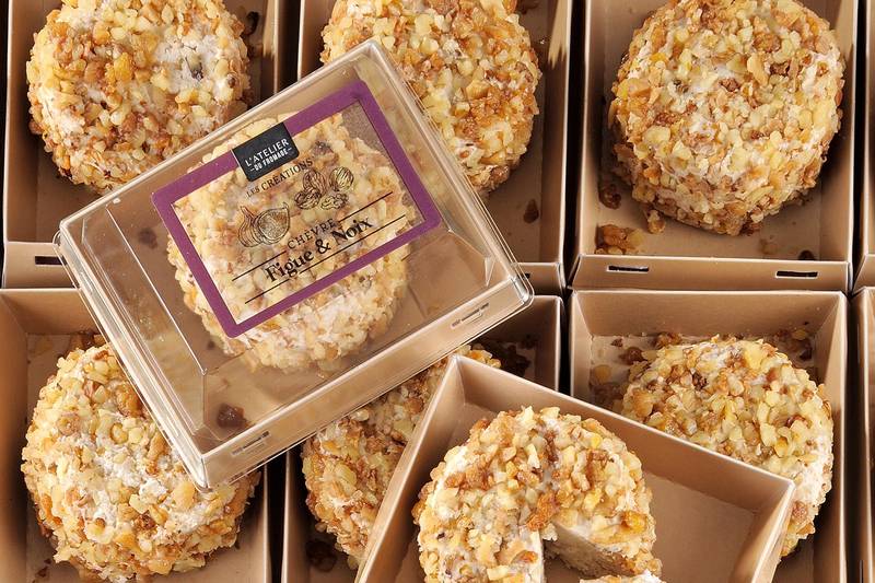 Le Chèvre enrobé de figue et noix - Mon Marché