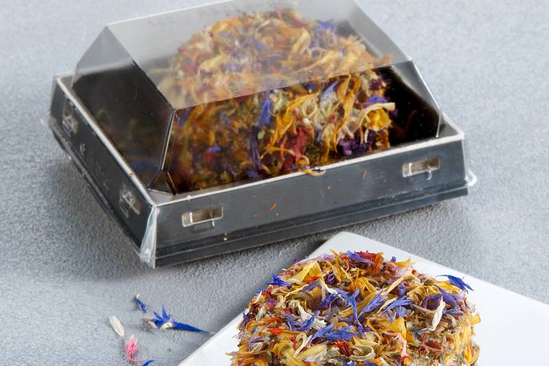 Le Chèvre enrobé de fleur de miel - Mon Marché