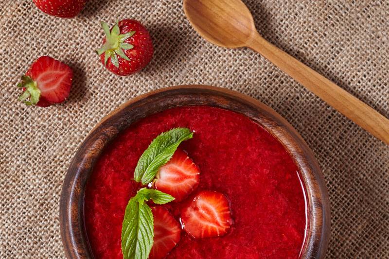 Recette de la soupe de fraises - Mon Marché
